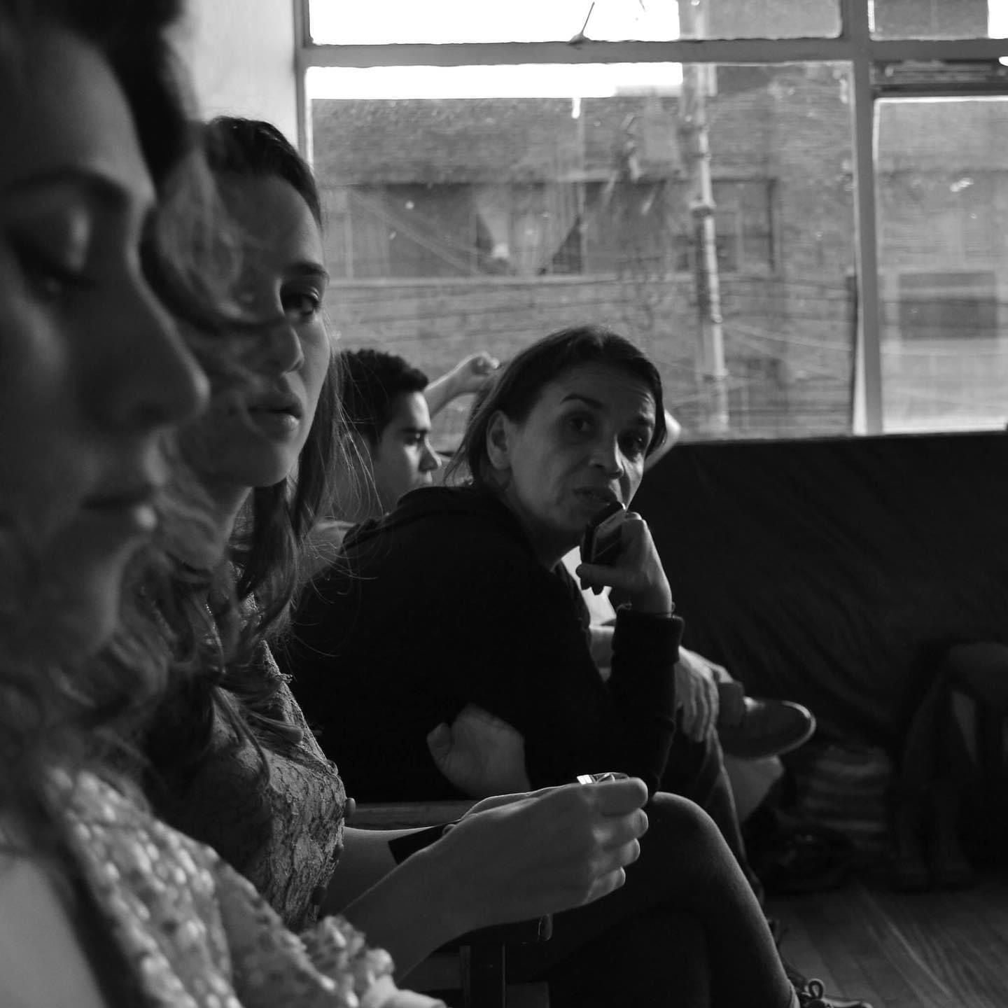 Estar presente By Victoria Hernández
